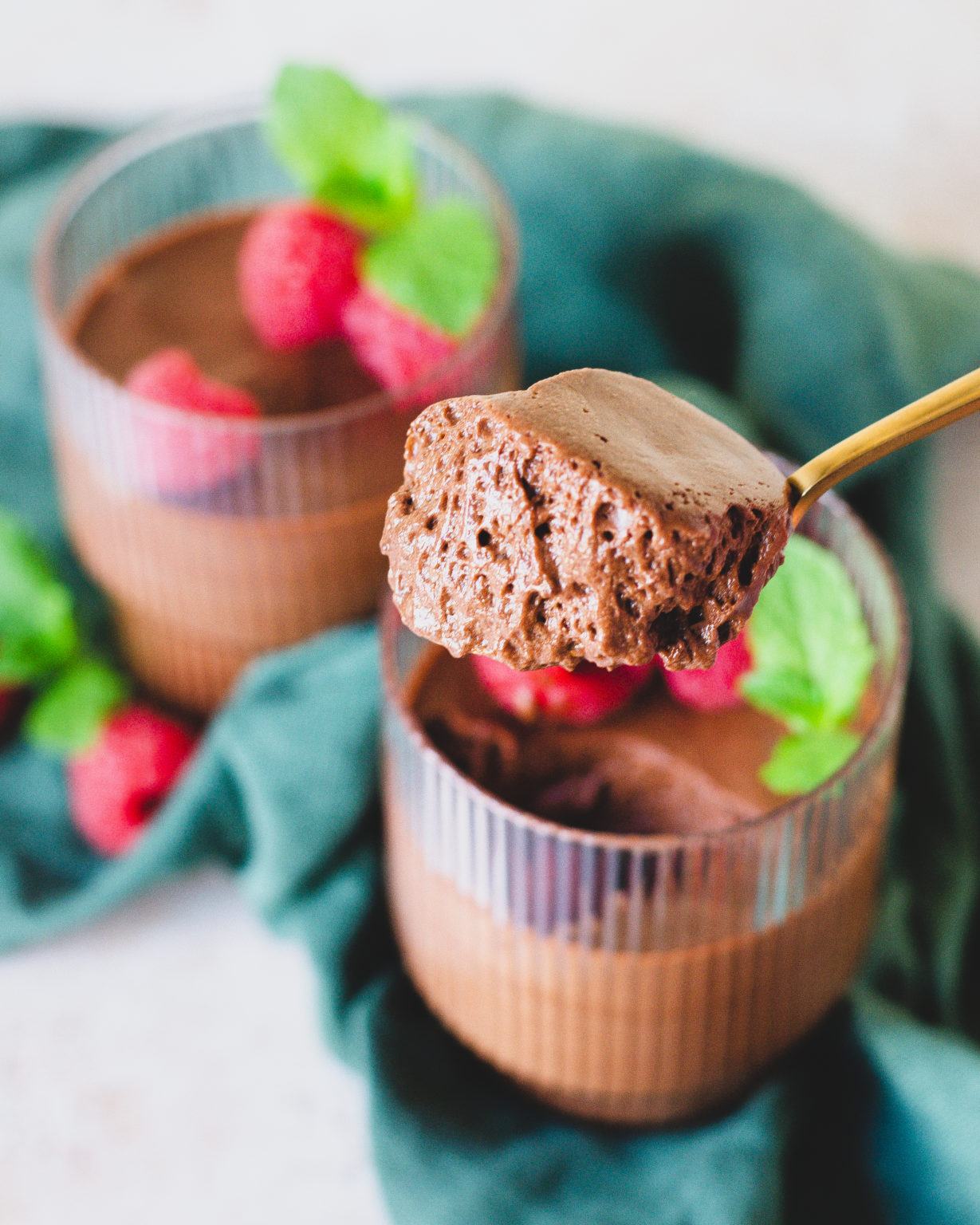 Vegansk Chokolademousse - Nem og Luftig Opskrift på 15 Min