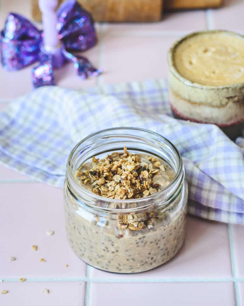 Overnight Oats med Kaffe - Lækker Proteinrig Køleskabsgrød